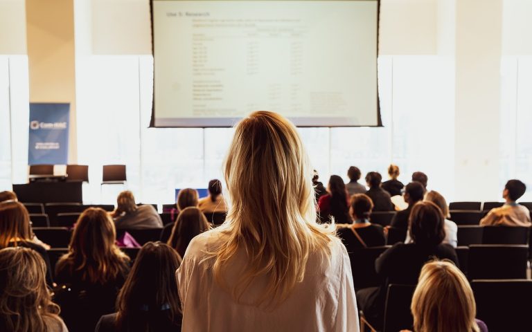 La formation en alternance : les essentiels à savoir et ses avantages.